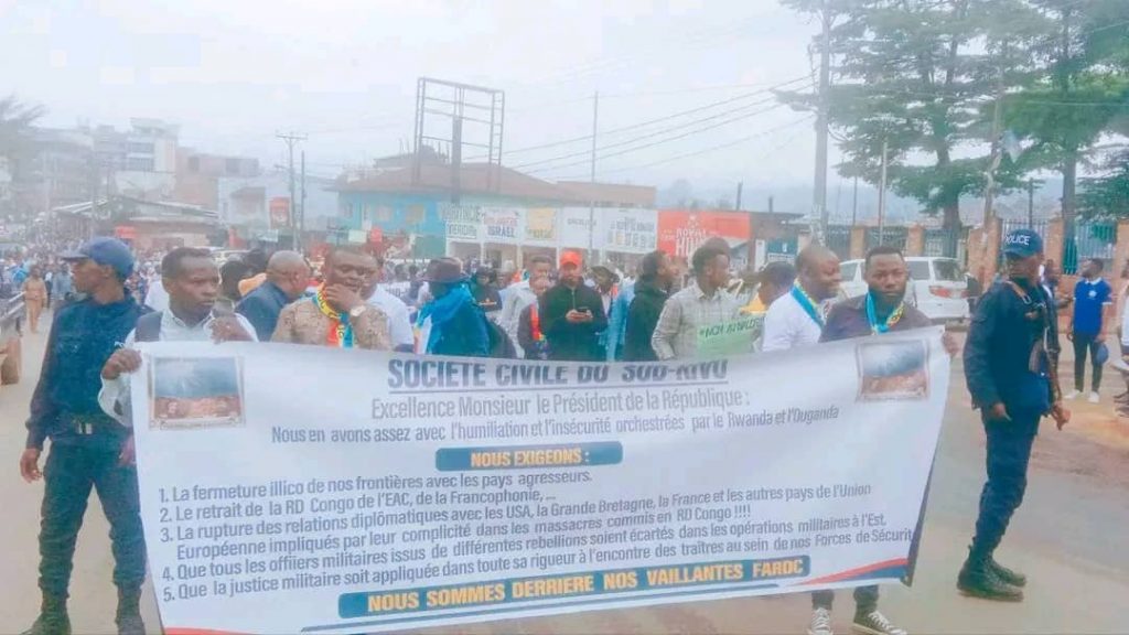 Sud-Kivu : marche pacifique de forces vives pour dénoncer l'insécurité ... Sud-Kivu : marche pacifique de forces vives pour dénoncer l'insécurité ...